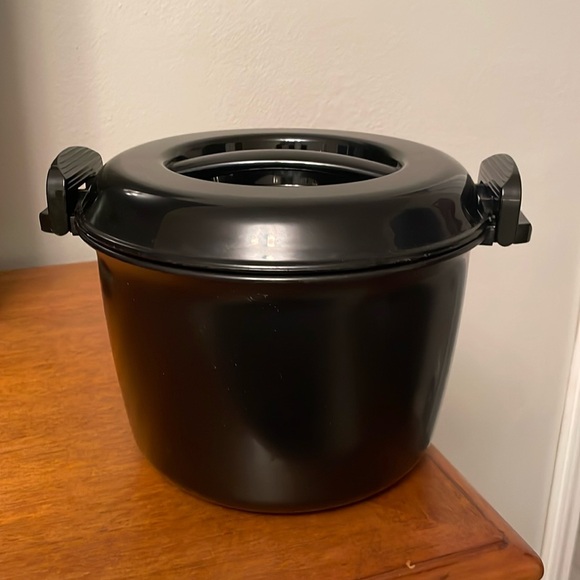 The Pampered Chef | Kitchen | The Pampered Chef Microwave Rice Cooker ...